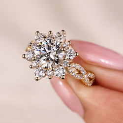 Cluster Setting Round Diamond Engagement Ring